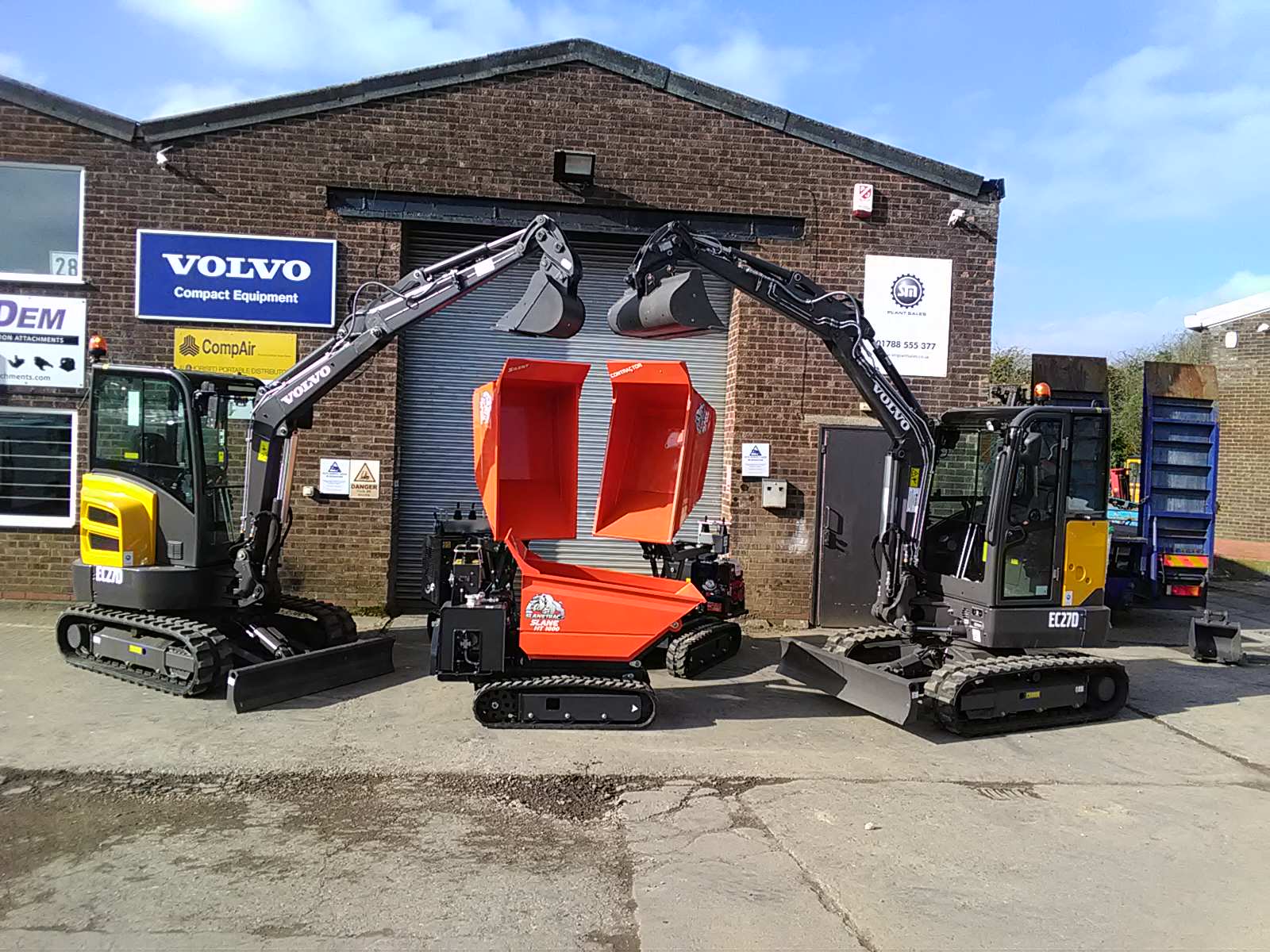 Slanetrac HT1000 Diesel Powered Tracked High Tip Dumper - SM Plant Sales